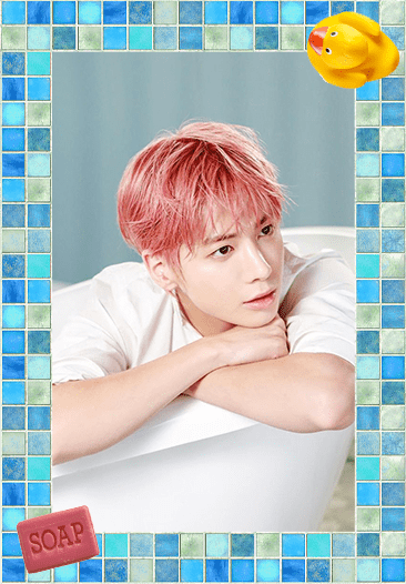 Тэхён примеряет ванну — KPOP-SOCIAL