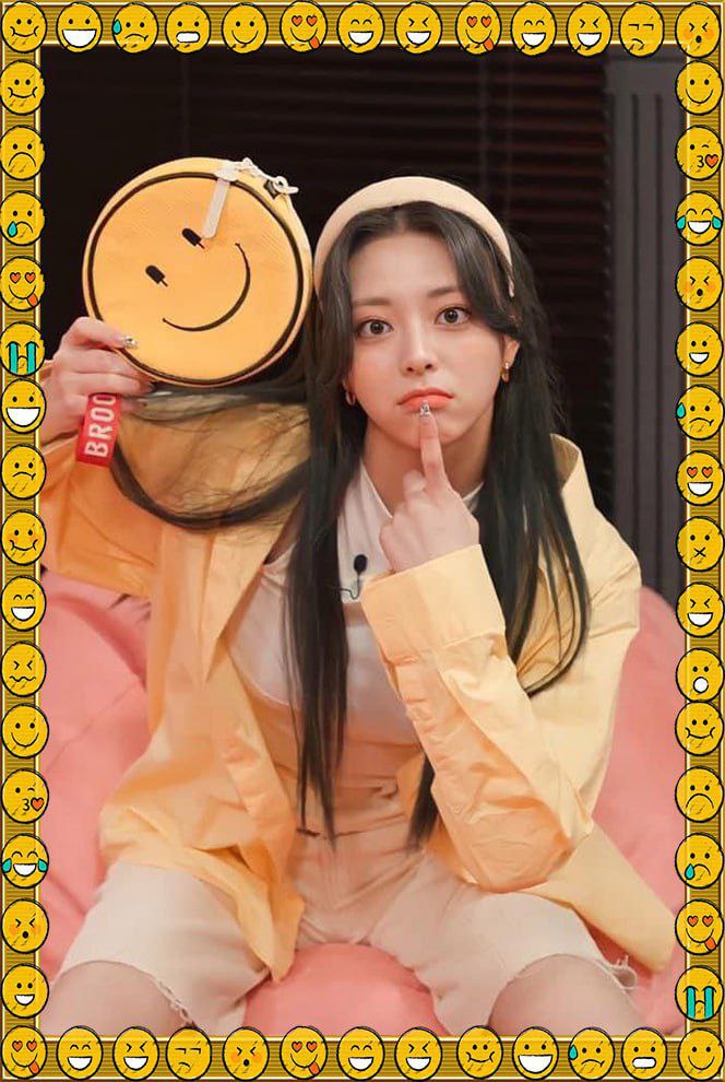 Юна и два смайлика — KPOP-SOCIAL